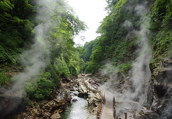 Onsen (Hot springs) | STAY AKITA – Depth of Beauty