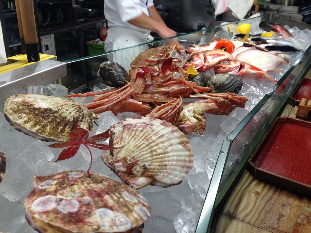 Local Dishes ROBATA TAMURA | STAY AKITA – Depth of Beauty